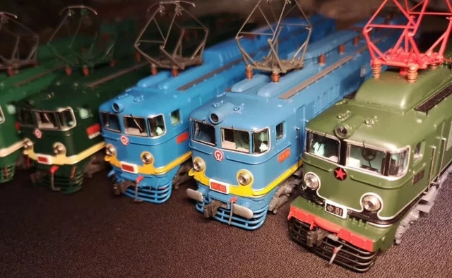 LOCOMOTIVE ÉLECTRIQUE MTC China Railway 6Y2 (échelle HO) EUR 547,00 ...