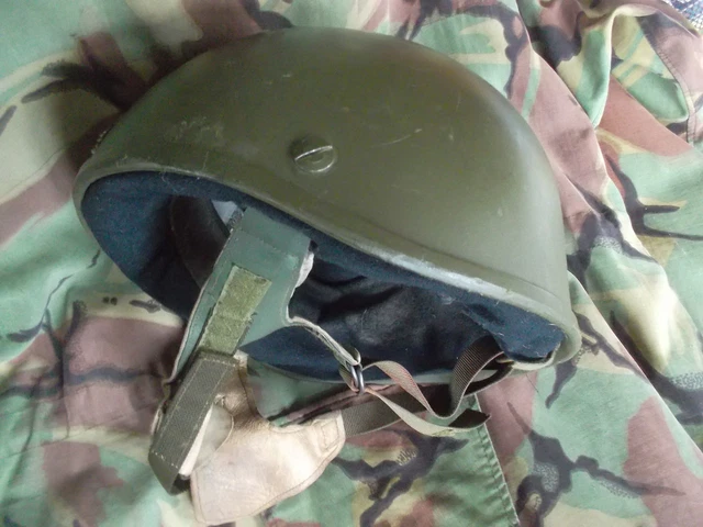 GENUINE M76 BRITISH PARA PARATROOPER AIRBORNE HELMET Falklands VINYL ...