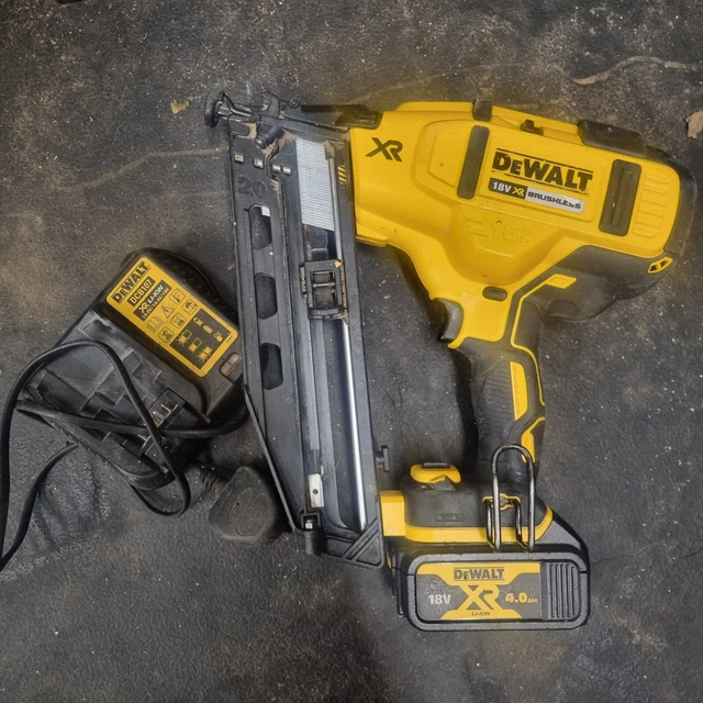 DEWALT DCN660 XR Nail Gun 18v With 4ah Battery and Charger £99.04 ...
