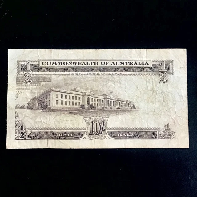 AUSTRALIA. COMMONWEALTH BANK 10 Shillings Banknote 1954. Prefix Ag ...
