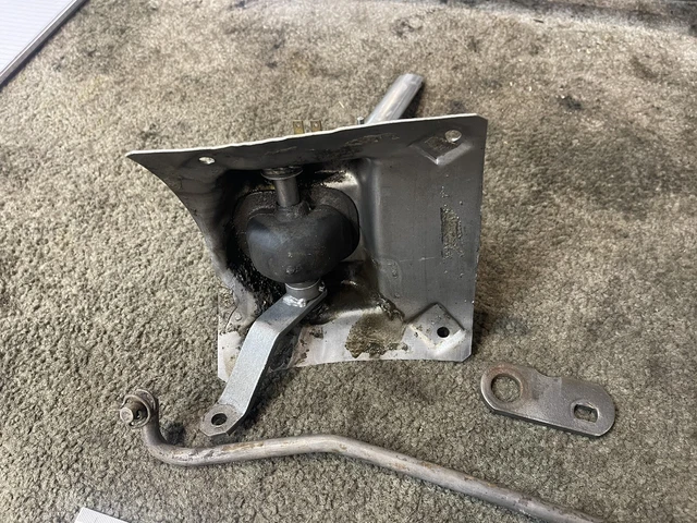 HOLDEN HQ HJ HX HZ Turbo 400 TBar shifter with linkages Torana LH LX ...