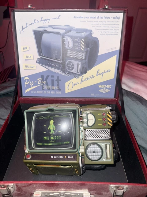 RARE FALLOUT PIP Boy 2000 Mk VI Kit Vault-Tec Assembled, Good Condition ...