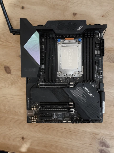 ASUS ROG STRIX TRX40-E GAMING support AMD Ryzen Threadripper - Spares ...