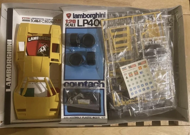 ARII 1/20 SCALE Lamborghini Countach LP400 Motorised Model Kit £89.99 ...