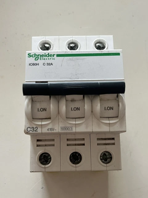 SCHNEIDER MCB TYPE C32A Triple Pole 3 Phase A9F54332 £30.00 - PicClick UK