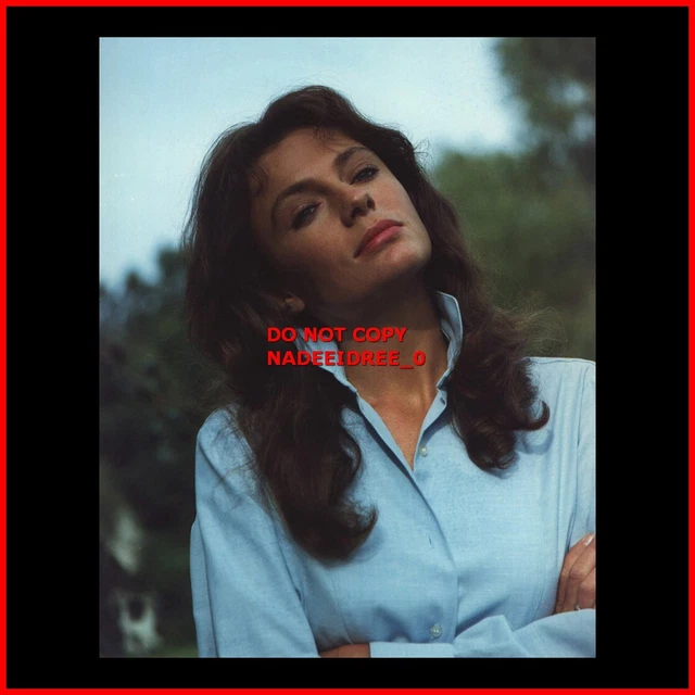 JACQUELINE BISSET ENGLISH Actress Sexy Hot Pin Up James Bond 007 Girl ...