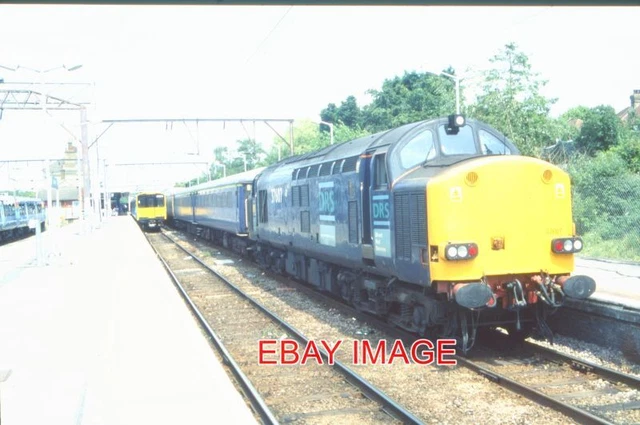 ORIGINAL 35MM SLIDE CLASS 37 LOCO NO 37607 DRS LIVERY AT CHINGFORD 6/07 ...