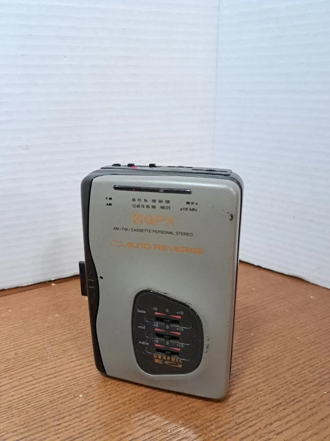 VINTAGE GPX AM/FM Cassette Personal Stereo Auto Reverse & Graphic ...