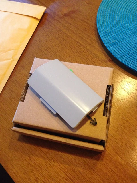 FORD FIESTA ZETEC s mk7 08-12 jacking point cover sideskirt New ...