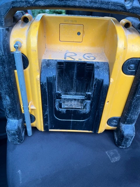 DEWALT DCR020 XR Li-Ion DAB+/FM Compact Radio £21.69 - PicClick UK