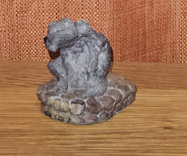 CLARECRAFT, TERRY PRATCHETT Discworld model DW31 Gaspode, in excellent ...