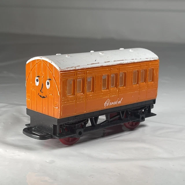 HORNBY THOMAS THE Tank Engine Model Railway Train Carriage - Clarabel £ ...