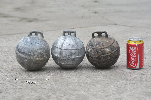 VINTAGE METAL FISHING float old net buoy crab/lobster float antique x3 ...