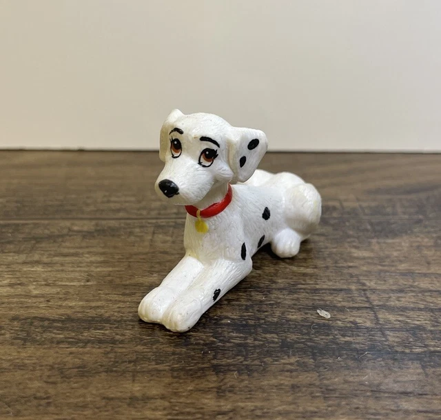 DISNEY 101 DALMATIANS Perdita 2.5" PVC Figure Laying Down Applause Red ...