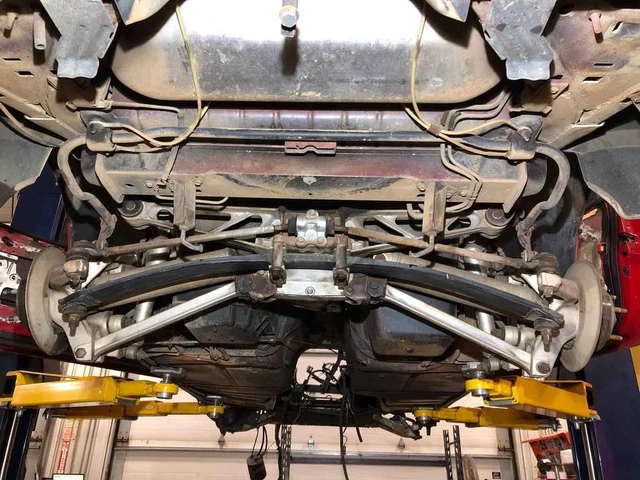 C4 CORVETTE OEM Rear Axle Differential/Batwing/Suspension Drop Out DANA ...