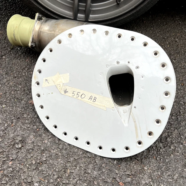 EASYJET AIRBUS A320 HB-JZZ Wing Fuel Vent Panel £149.99 - PicClick UK