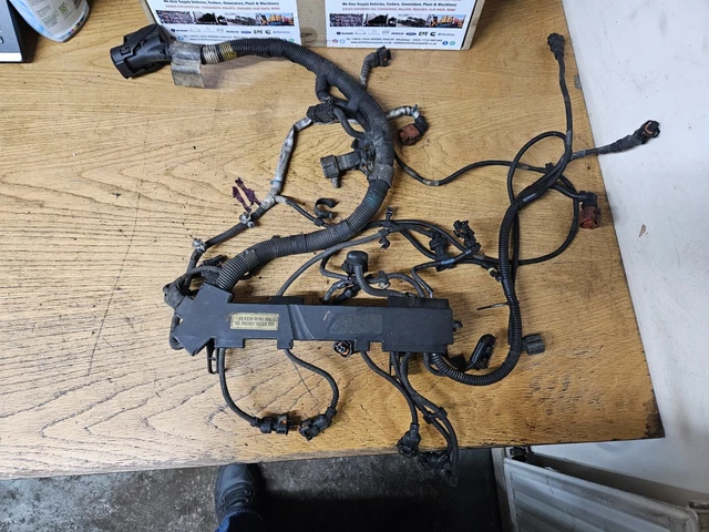 2016 MITSUBISHI CANTER Fuso 3.0 Engine Wiring Harness Loom ...