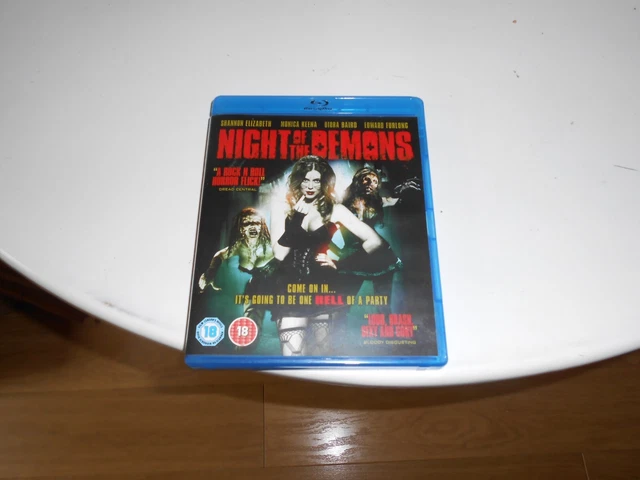 NIGHT OF THE DEMONS Blu-ray Edward Furlong Shannon Elizabeth Original UK Releas EUR 18,97 ...