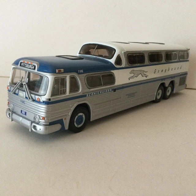CORGI US BUS Lines Model # Us54405: 1/50 Scale Gm 4501 Greyhound Scenic ...