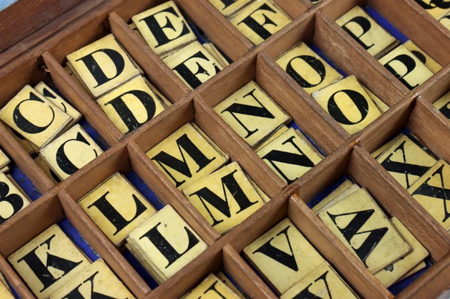ANTIQUE 19TH CENTURY Victorian Spelling Alphabet Game in Original Box £ ...