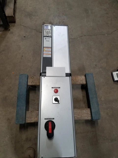 TRANE TR200 50HP Variable Frequency Drive VFD 177U280 131Z4015 480VAC ...