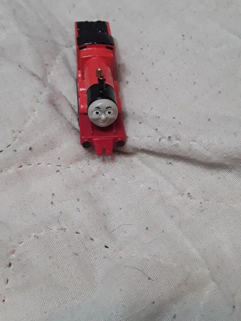 THOMAS THE TANK Engine toys, Ertl Diecast train, James the Red Engine ...