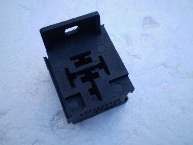 RELAY BASE HOLDER MINI RELAY STACKABLE FOR NARVA HELLA BOSCH 4 OR 5 PIN ...