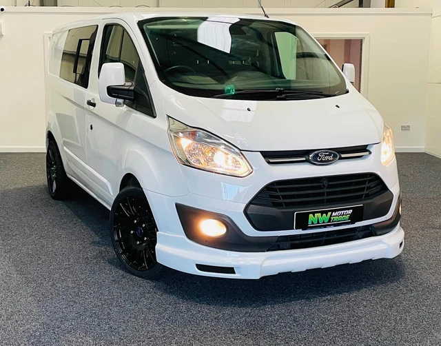 FORD TRANSIT CUSTOM Camper Van / Day Van / Solar Panels / Air Con / No ...