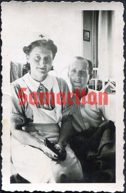 I7/53 WW2 ORIGINAL Photo Of German Wehrmacht Drk Red Cross Nurse £6.99 ...