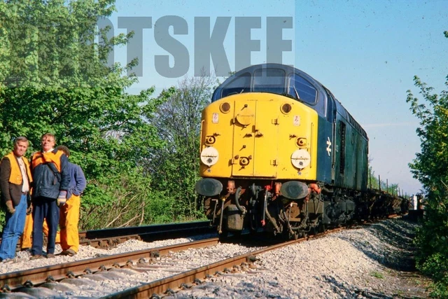 35MM SLIDE BR British Railways Diesel Loco Class 40 40056 1984 Original ...