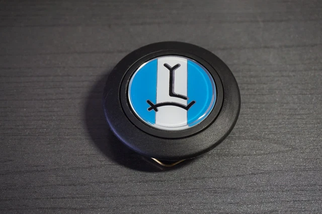 DE TOMASO HUPENKNOPF Horn Button Momo Nardi Pantera Mangusta Longchamp ...