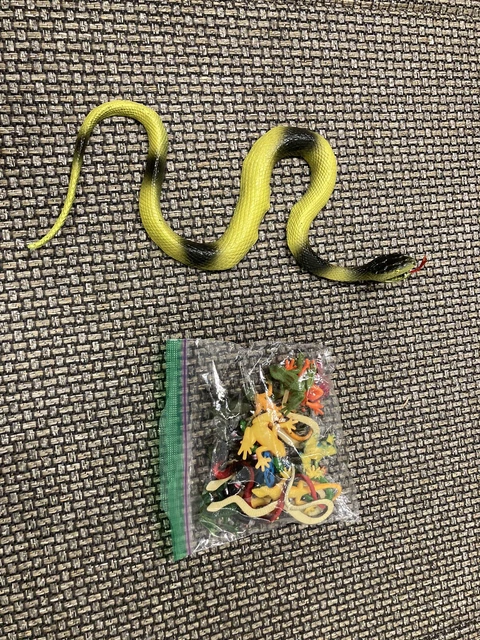 PLASTIC FROGS REPTILE Rubber Toys Snakes Lizards Salamanders Lot $4.50 ...