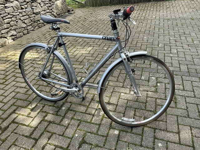 CHARGE TAP GENTS commuter cycle. 8 speed shimano hub gear.21” frame, silver £100.00 - PicClick UK