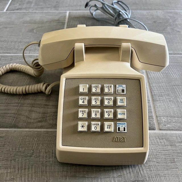 VINTAGE AT&T PUSH Button Desk Phone ATT CS2500DMGF Landline Beige £15. ...