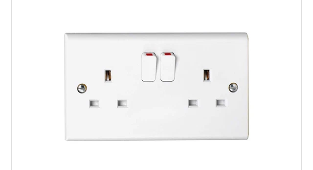DETA S1209SDP SLIMLINE 2-Gang 13A Double Pole Switched Socket 10 pack £ ...