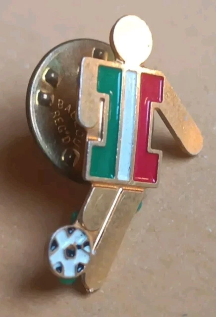 SPILLA PINS DISTINTIVO Stemma Simbolo Badge Logo Crest World Cup Italia ...