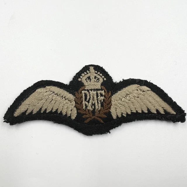 GENUINE WW2 RAF Royal Air Force Pilots Wings Padded With Pin Fixing £50 ...