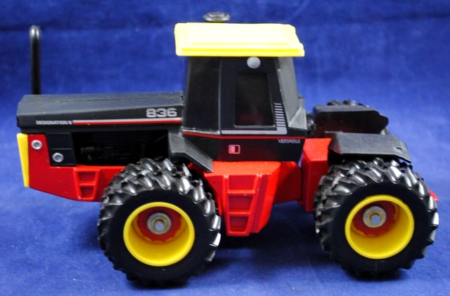 MINT 1:32 SCALE ERTL FORD 836 VERSATILE Articulated 4x4 Farm Tractor ...