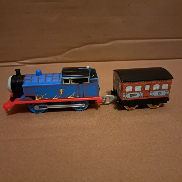 FISHER-PRICE THOMAS & Friends Trackmaster Motorized Thomas Engine And ...