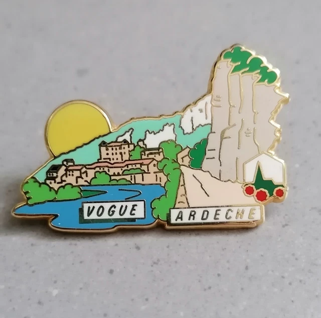 PIN'S PBVF &VOGUE& Ardèche Plus Beaux Villages de France LB CREATION ...