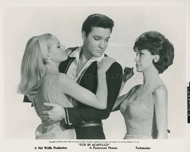 ELVIS PRESLEY URSULA Andress Elsa Cardenas Fun In Acapulco 1963 Photo ...