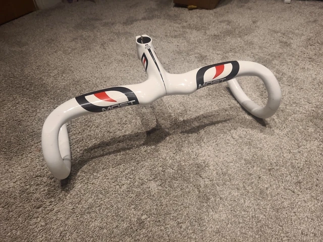 GUIDON BARRES INTÉGRÉES Aero Pinarello Most Talon Fibre De Carbone ...