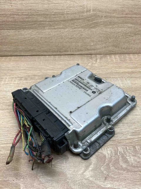 05034034AB 0281011093 BOSCH Chrysler PT Cruiser Moteur ECU Module Unité ...