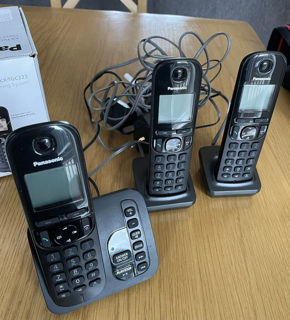 PANASONIC KX-TGC223E DIGITAL Cordless Answering System with Handset Trio - Black £28.00 ...
