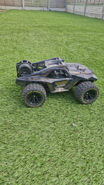 DEERC 1:14 ALL Terrain Fast RC Car, 40KPH High Speed RC Truck with LED Headlight £63.08 ...