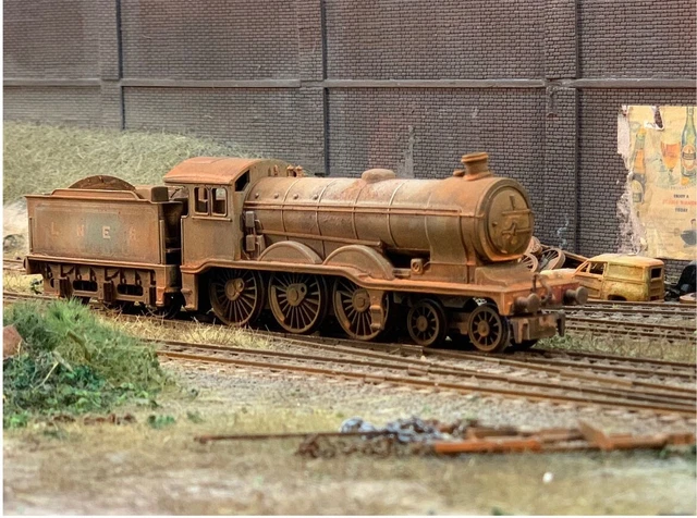 OO GAUGE LOCOMOTIVE weathered LNER B12 class. Ref J9 £26.99 - PicClick UK