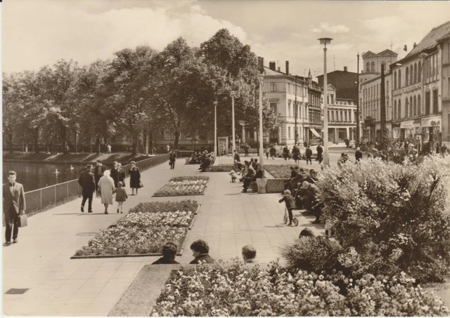 AK (A791) SCHWERIN Neue Anlagen am Pfaffenteich um 1970 EUR 1,00 - PicClick DE