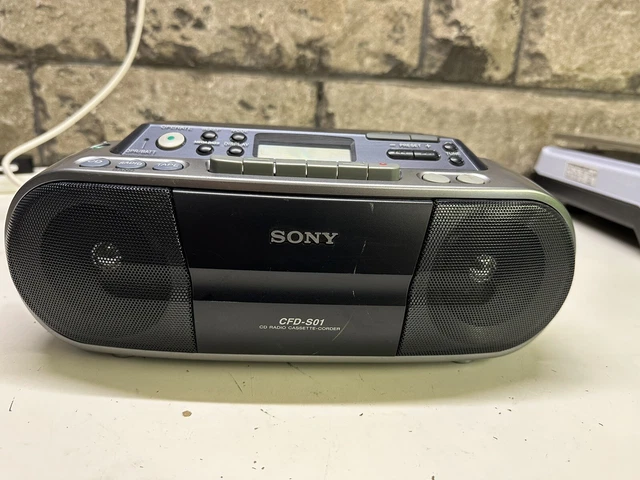 SONY CFD-S01 GHETTO Blaster Boombox CD Player, AM/FM Radio, TESTED ...