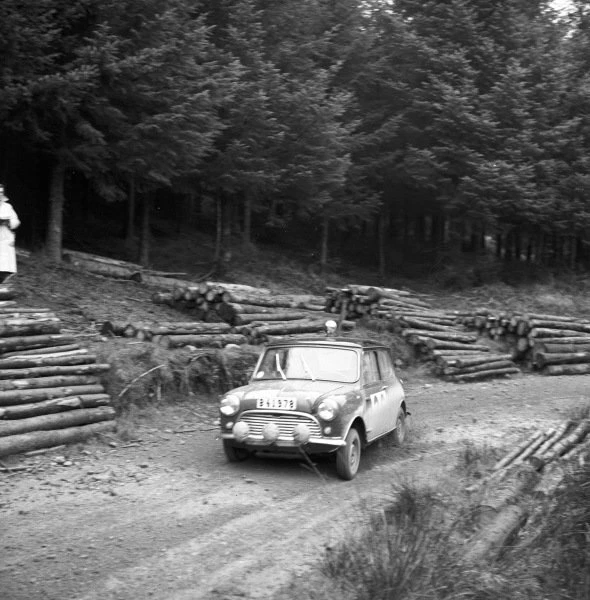 TOM TRANA & Ron Crellin, Mini Cooper Rally Car 1962 Motor Racing Old ...