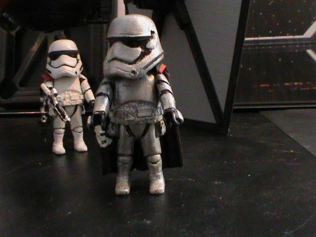 PLAYMOBIL CUSTOM CAPITAINE Premier Ordre -STAR-WARS VII-REF-0023 BIS ...